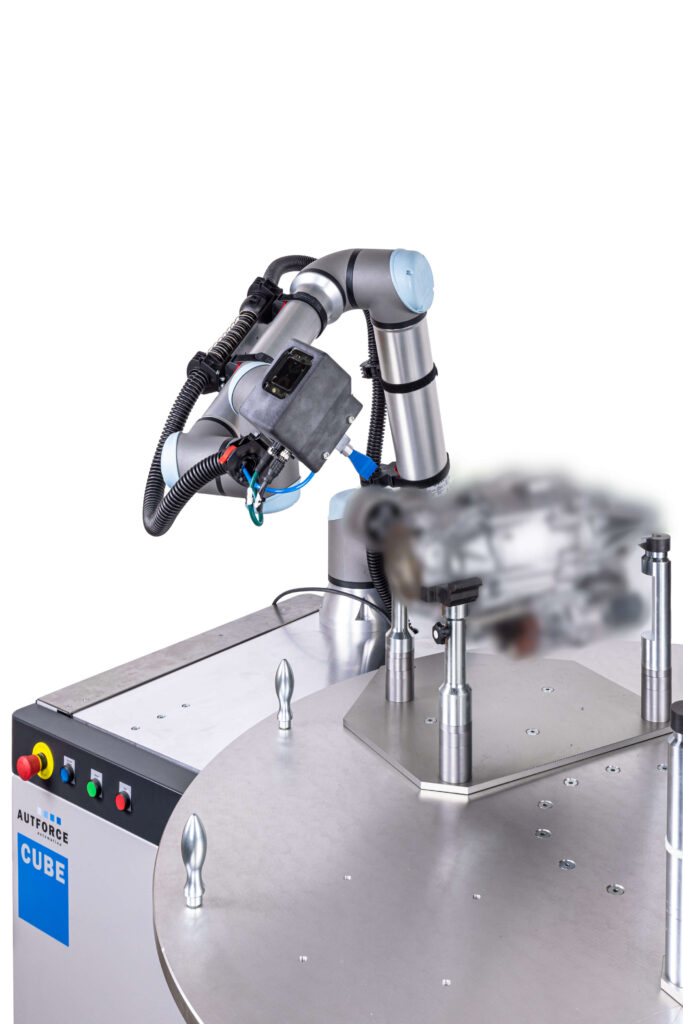 Camera inspection station with collaborative robot (cobot) - Autforce ...